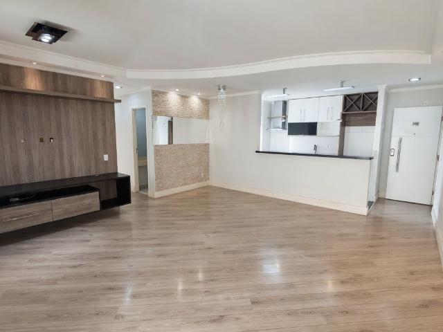 Apartamento para Venda/Aluguel com 3 quartos, 102 m² por R$ 940.000