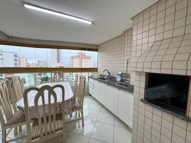 Apartamento para Venda/Aluguel com 3 quartos, 116 m² por R$ 750.000