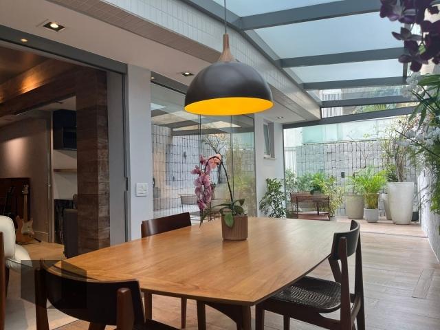 Apartamento para Venda/Aluguel com 3 quartos, 118 m² por R$ 2.250.000