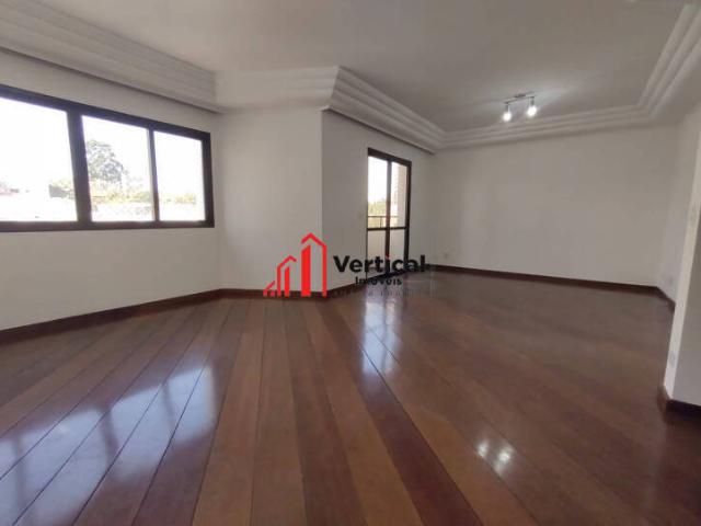 Apartamento para Venda/Aluguel com 3 quartos, 122 m² por R$ 890.000