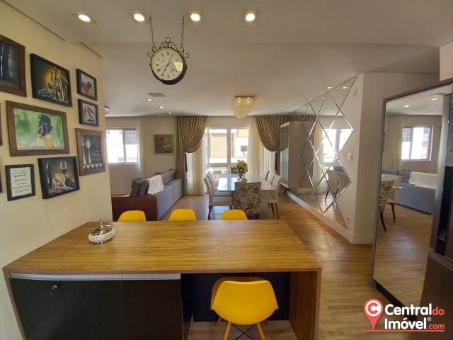 Apartamento para Venda/Aluguel com 3 quartos, 134 m² por R$ 2.790.000
