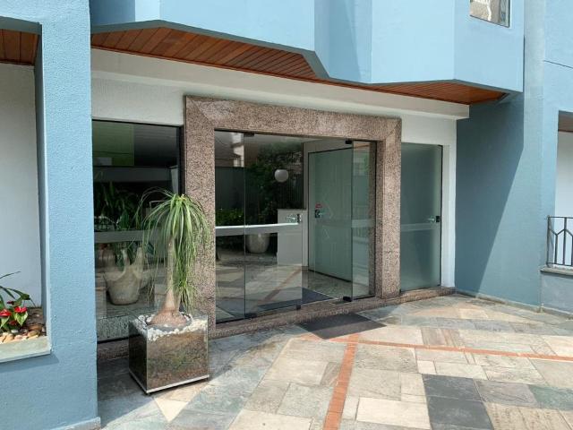 Apartamento para Venda/Aluguel com 3 quartos, 93 m² por R$ 850.000