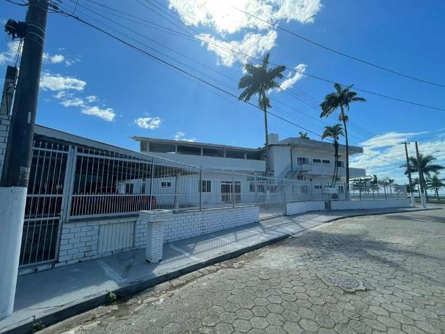 Apartamento para Venda/Aluguel com 13 quartos, 1000 m² por R$ 8.000.200