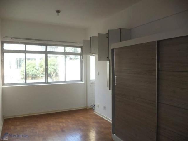 Apartamento para Venda/Aluguel com 1 quartos por R$ 180.000