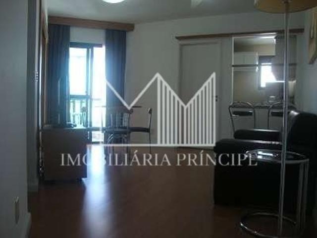Apartamento para Venda/Aluguel com 1 quartos por R$ 880.000