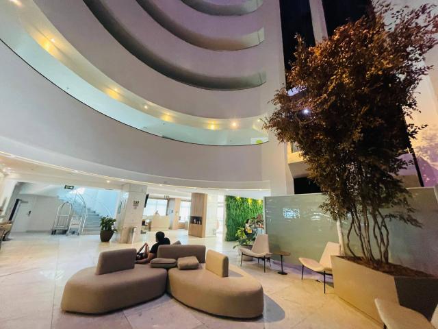 Apartamento para Venda/Aluguel com 1 quartos, 40 m² por R$ 800.000