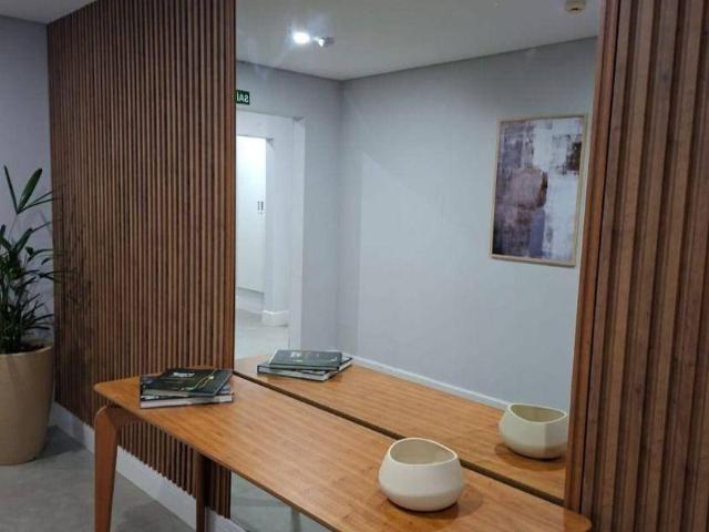 Apartamento para Venda/Aluguel com 1 quartos, 42 m² por R$ 550.000