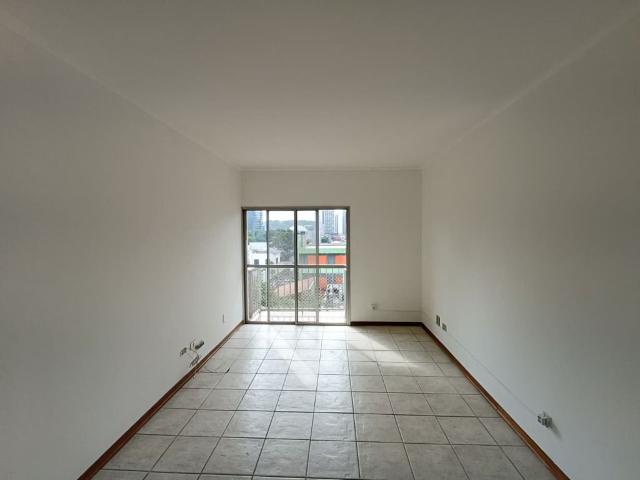 Apartamento para Venda/Aluguel com 1 quartos, 55 m² por R$ 650.000