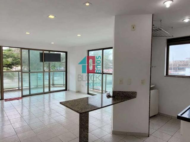 Apartamento para venda/aluguel com 2 quartos em Recreio dos Bandeirantes com 83m²