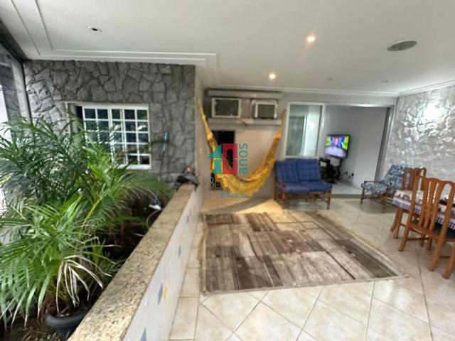 Apartamento para venda/aluguel com 2 quartos em Recreio dos Bandeirantes com 93m²
