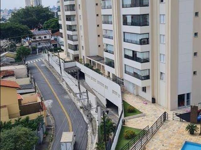 Apartamento para Venda/Aluguel com 2 quartos por R$ 700.000