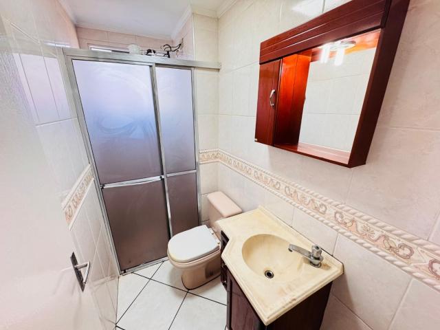 Apartamento para Venda/Aluguel com 2 quartos, 47 m² por R$ 150.000