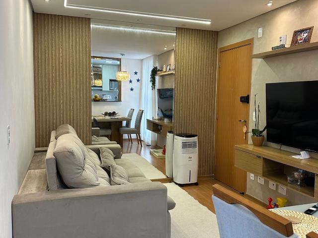 Apartamento para Venda/Aluguel com 2 quartos, 47 m² por R$ 270.000