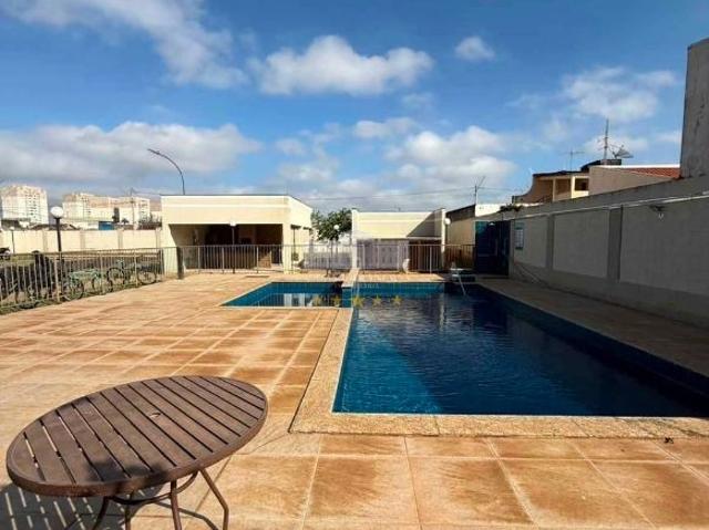 Apartamento para Venda/Aluguel com 2 quartos, 42 m² por R$ 195.000
