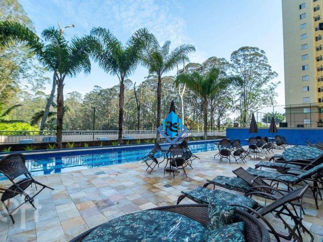 Apartamento para Venda/Aluguel com 2 quartos, 64 m² por R$ 477.000