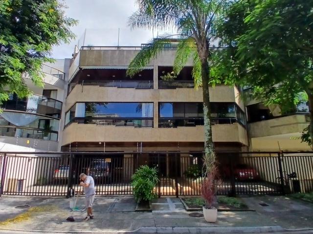 Apartamento para Venda/Aluguel com 2 quartos, 79 m² por R$ 580.000