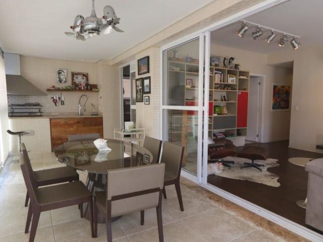 Apartamento para Venda/Aluguel com 4 quartos, 335 m² por R$ 1.950.000