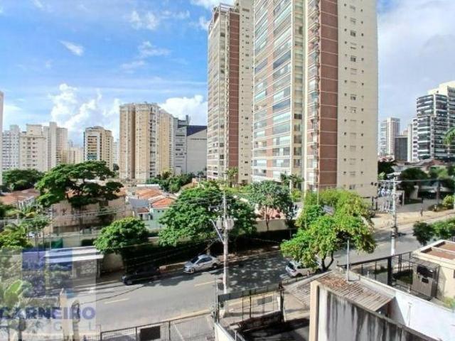 Apartamento para vender na Vila mariana, 2 dormitórios com 1 suíte, á 600 metros do Metrô Ana Rosa