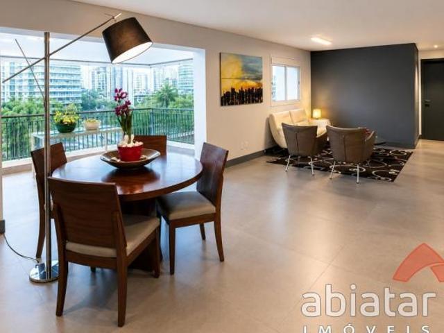 Apartamento para vender ou alugar Jardim Caboré São Paulo