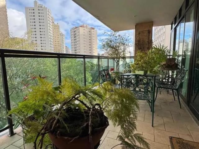 Apartamento Paraiso 3 Dormitórios 152m²