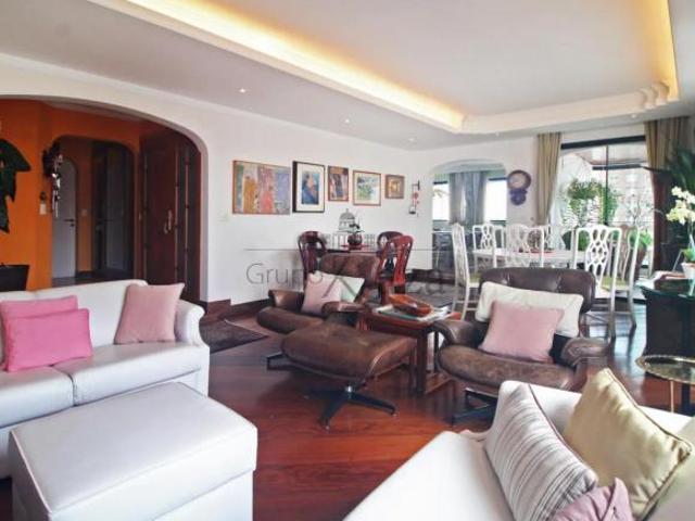 Apartamento Paraíso 3 Suítes 321m²