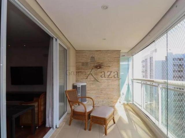 Apartamento Paraíso 4 Dormitórios 139m²