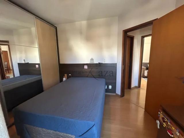 Apartamento Parque Industrial Residencial Portal dos Ipês 2 Dormitórios 75m²