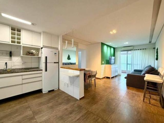 Apartamento PÉ NA AREIA com 2 dormitórios à venda, 79 m² por R$ 829.000 Mirim Praia Grande/SP