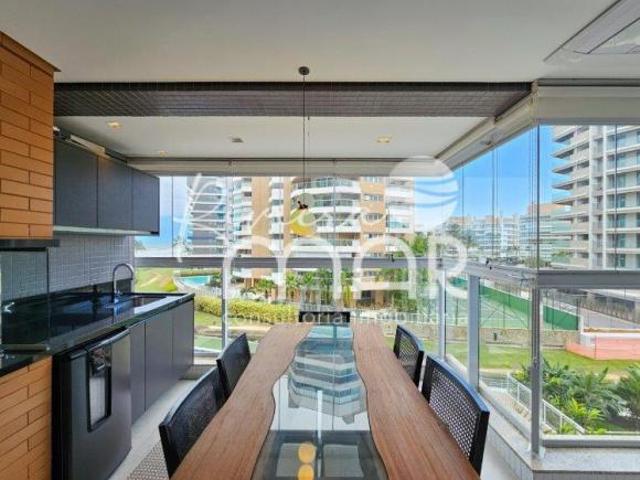 APARTAMENTO PÉ NA AREIA COM VISTA PARA O MAR, EM RIVIERA DE SÃO LOURENÇO