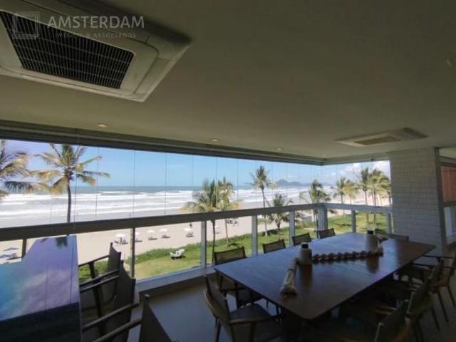 Apartamento pé na areia frontal à venda no M8 na Riviera, 4 suítes, 4 vagas, 235,72 m²