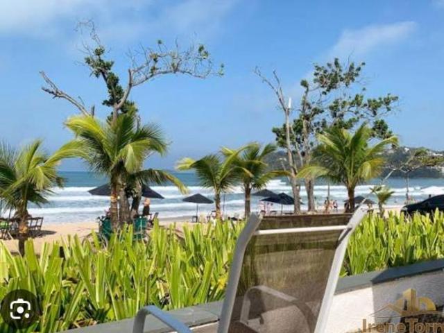 APARTAMENTO PÉ NA AREIA NA PRAIA DAS TONINHAS