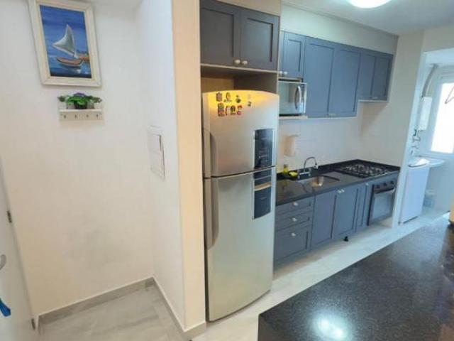Apartamento Pé na Areia no Centro de Itanhaém, Piscina,Churrasqueira e Vista Privilegiada para o Mar