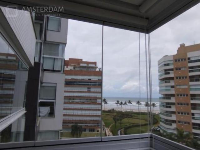 Apartamento Pé na areia recuado na Riviera M8, 4 suítes, 3 vagas, 153,00m²