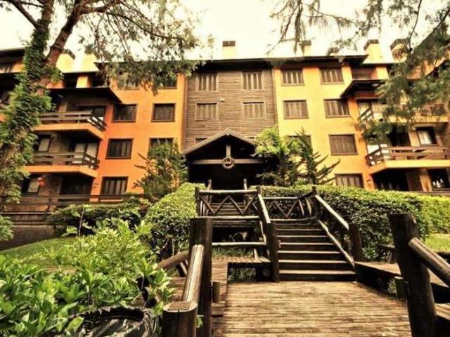 APARTAMENTO PERTO DO CENTRO COM PISCINA TÉRMICA