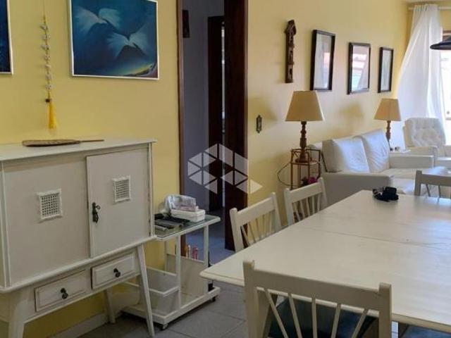 APARTAMENTO PERTO DO MAR 2 DORMITÓRIOS