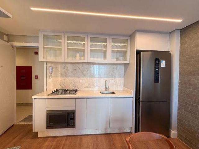 Apartamento perto do shopping estação com 2 quartos com suíte
