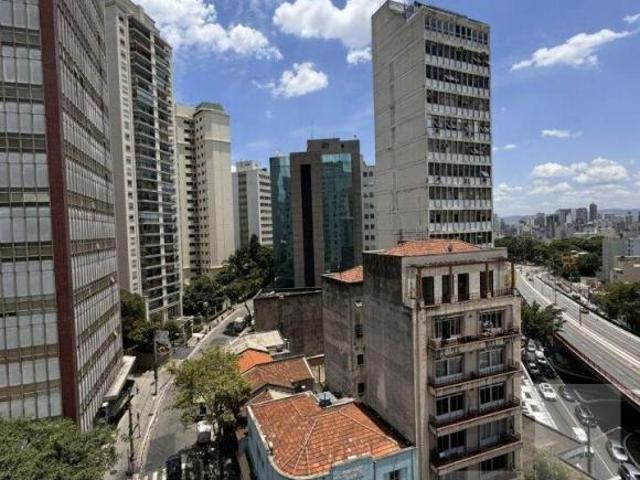 Apartamento perto Shopping Pátio Paulista, 2 dormitórios e 1 vaga Bela Vista