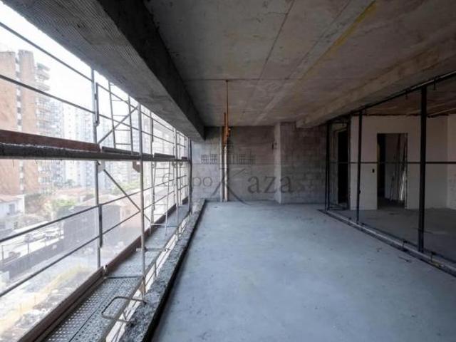 Apartamento Perdizes 4 Dormitórios 155m²