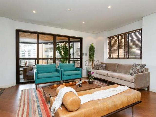 Apartamento Perdizes 4 Dormitórios 255m²