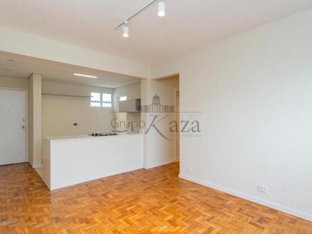 Apartamento Perdizes 2 Dormitórios 67m²
