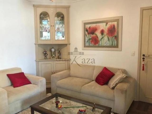 Apartamento Perdizes 3 Dormitórios 156m²