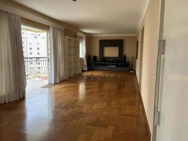 Apartamento Perdizes 3 Dormitórios 168m²
