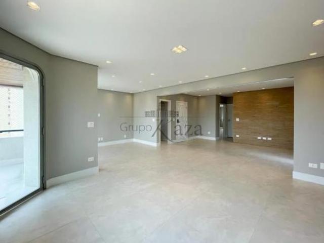 Apartamento Perdizes 3 Dormitórios 169m²