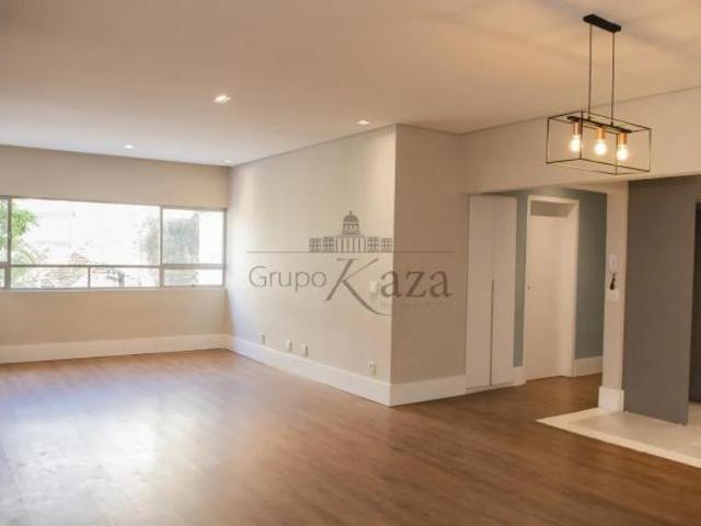 Apartamento Perdizes 3 Dormitórios 1 Suíte 160m²