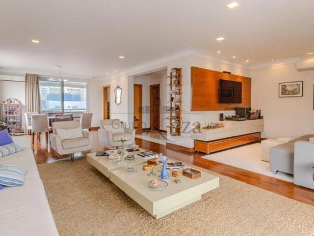 Apartamento Perdizes 3 Suítes 225m²