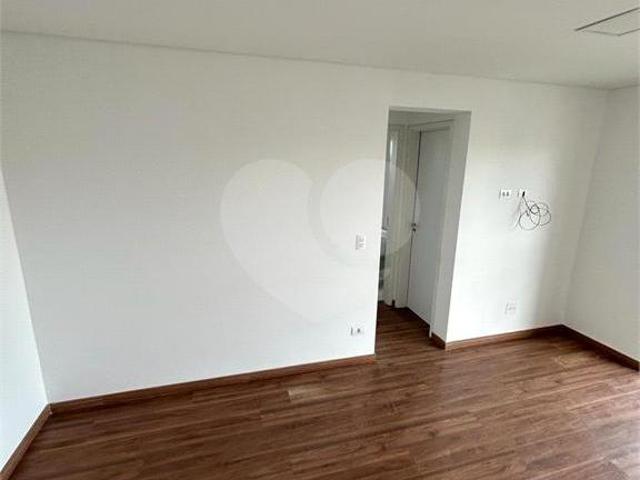 Apartamento Pinheirinho 2 Dormitórios 1 Suíte 1 Vaga Novo