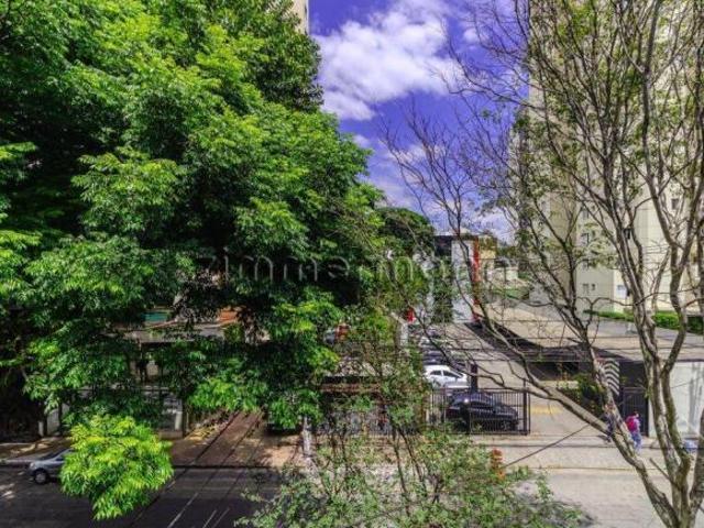 APARTAMENTO PINHEIROS 3 DORMITÓRIOS