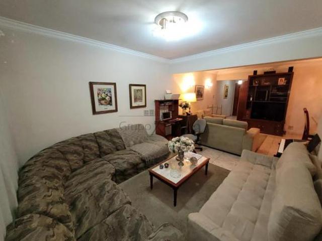 Apartamento Pinheiros 3 Dormitórios 130m²