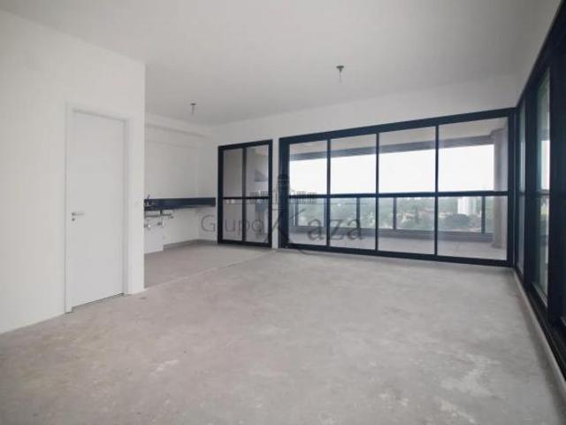 Apartamento Pinheiros 3 Suítes 142m²