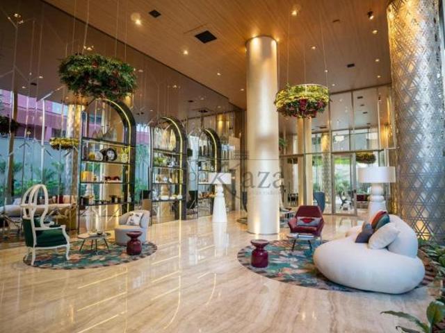 Apartamento Pinheiros 3 Suítes 213m²